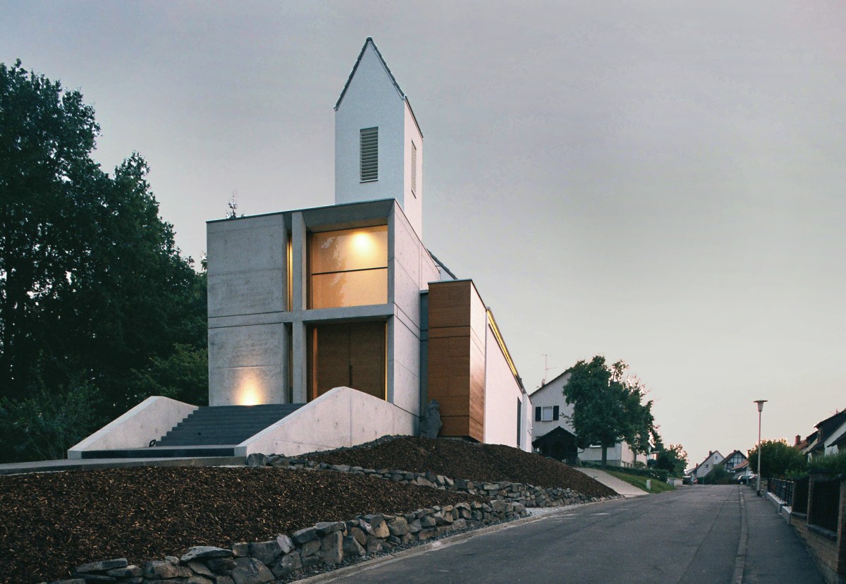 Heilig-Kreuz-Kirche Grebenau – Kollmann Architekten
